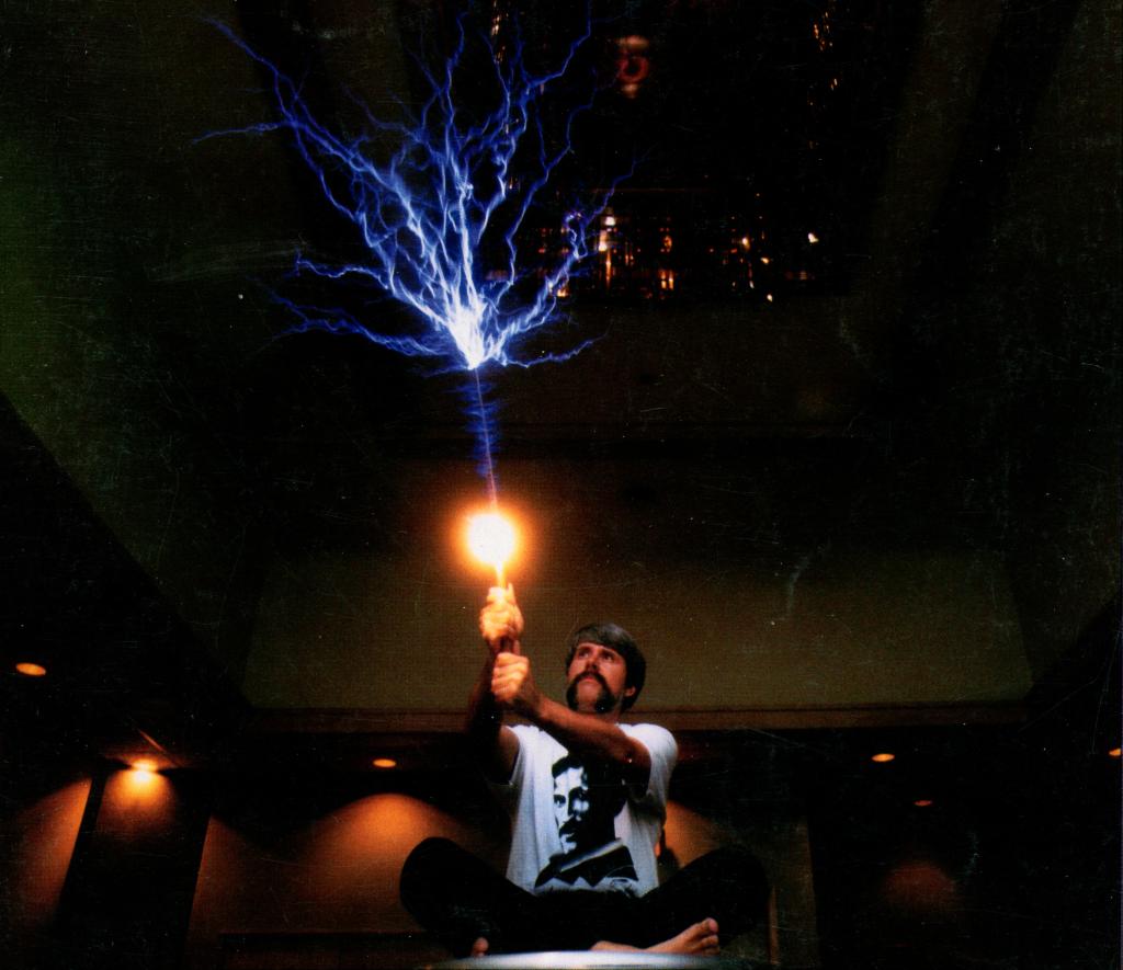 An All-American Electric Show: A Salute to Nikola Tesla | Tesla Universe