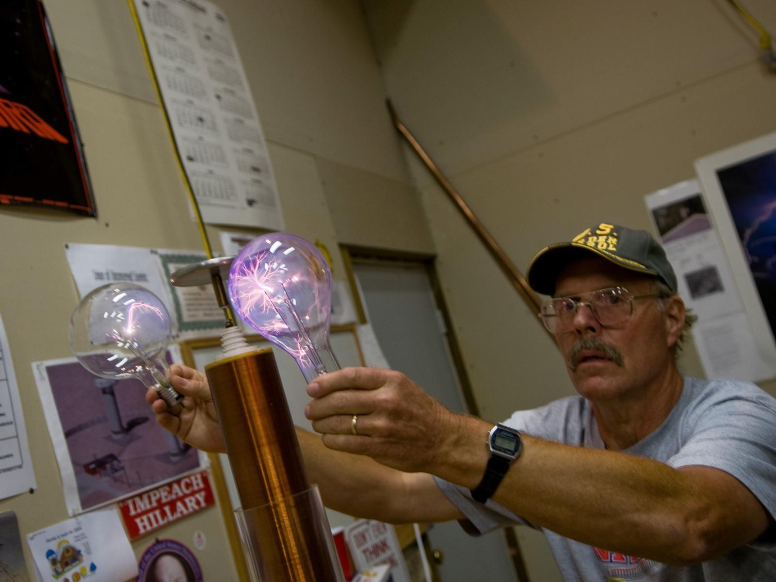 Ed Wingate | Tesla Coil Builder | Tesla Universe