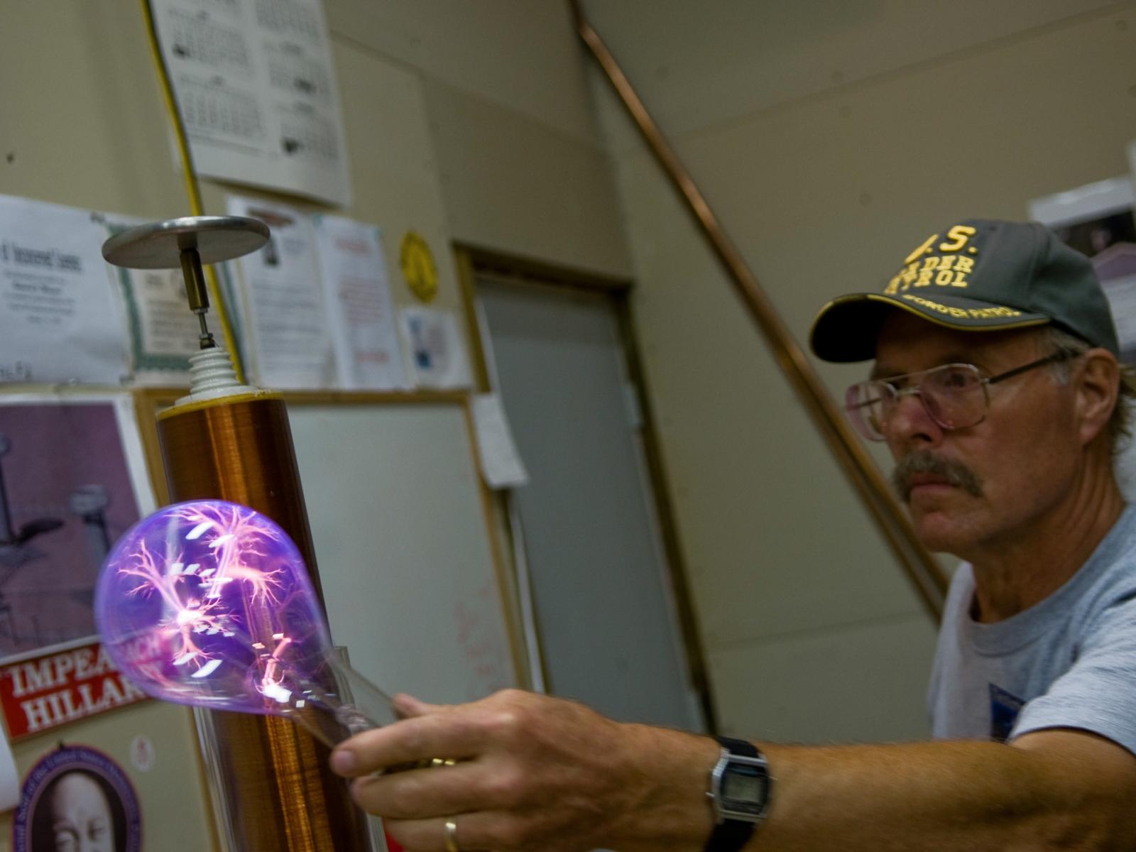 Ed Wingate | Tesla Coil Builder | Tesla Universe