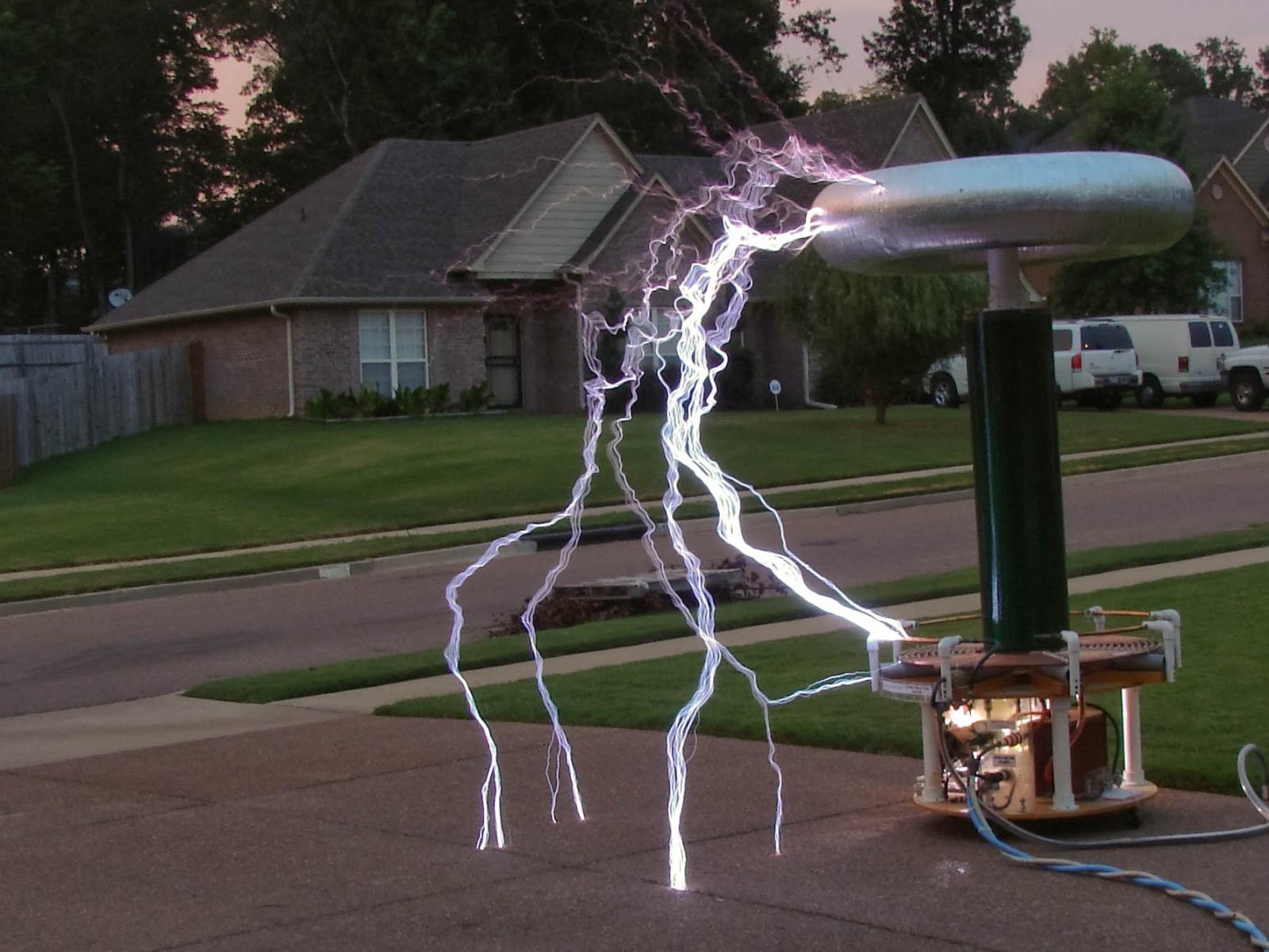 Tesla Coils | Tesla Universe