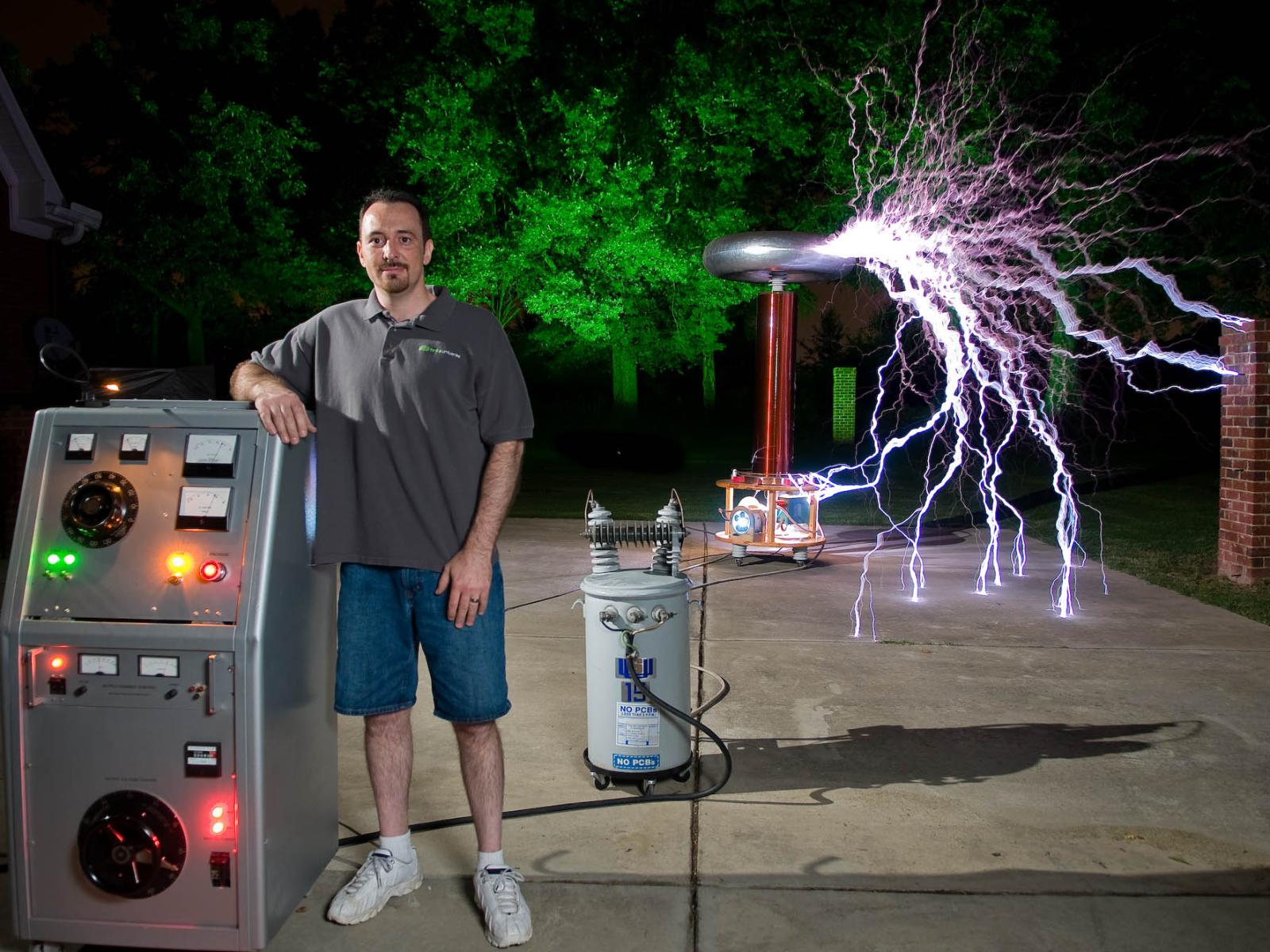 Tesla Coils | Tesla Universe
