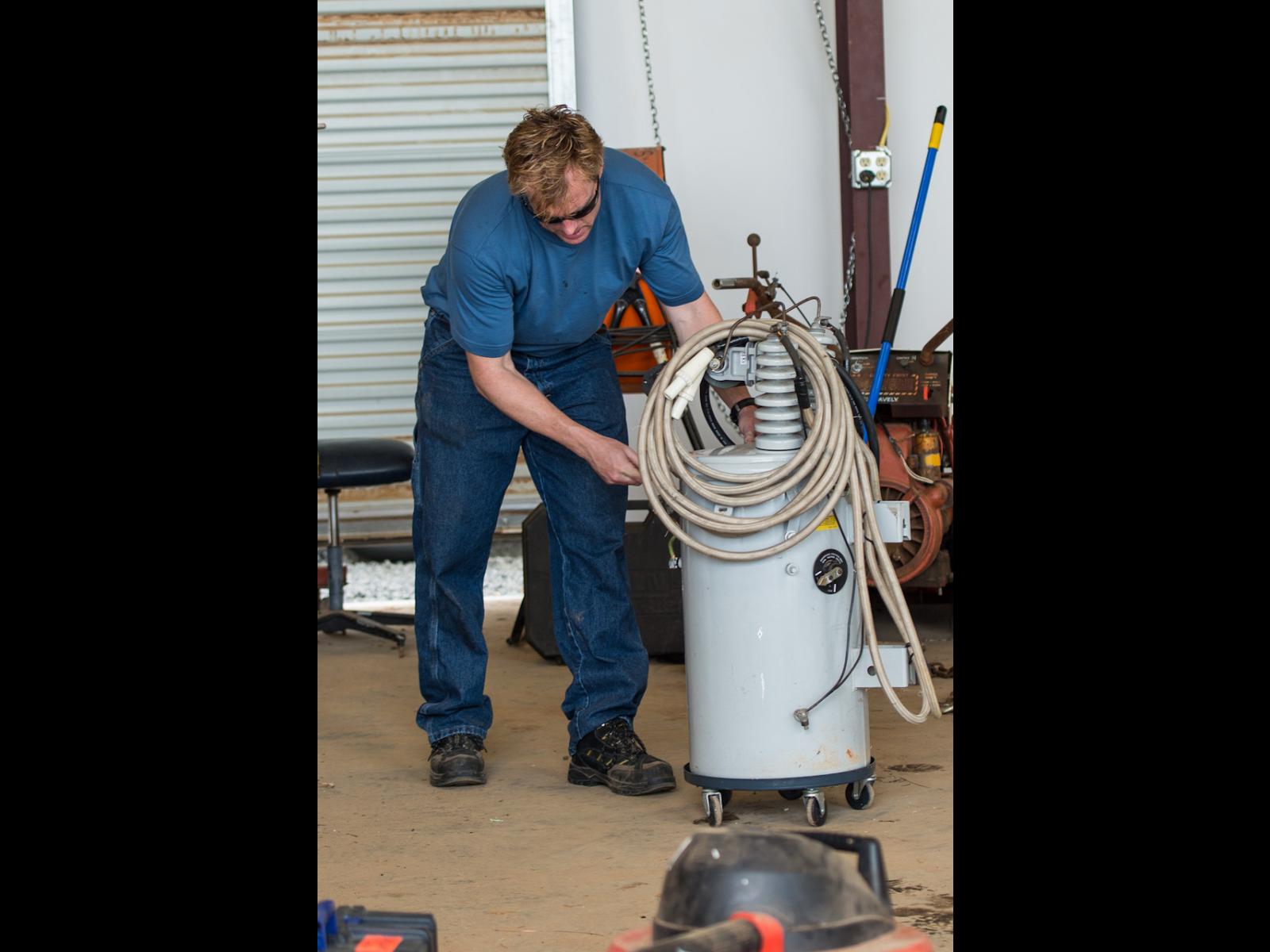 Tesla Universe assisting the Rocket City Rednecks with the DIY Death ...