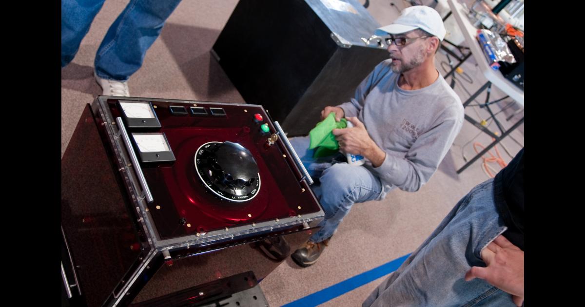 Christopher Hooper | Tesla Coil Builder | Tesla Universe