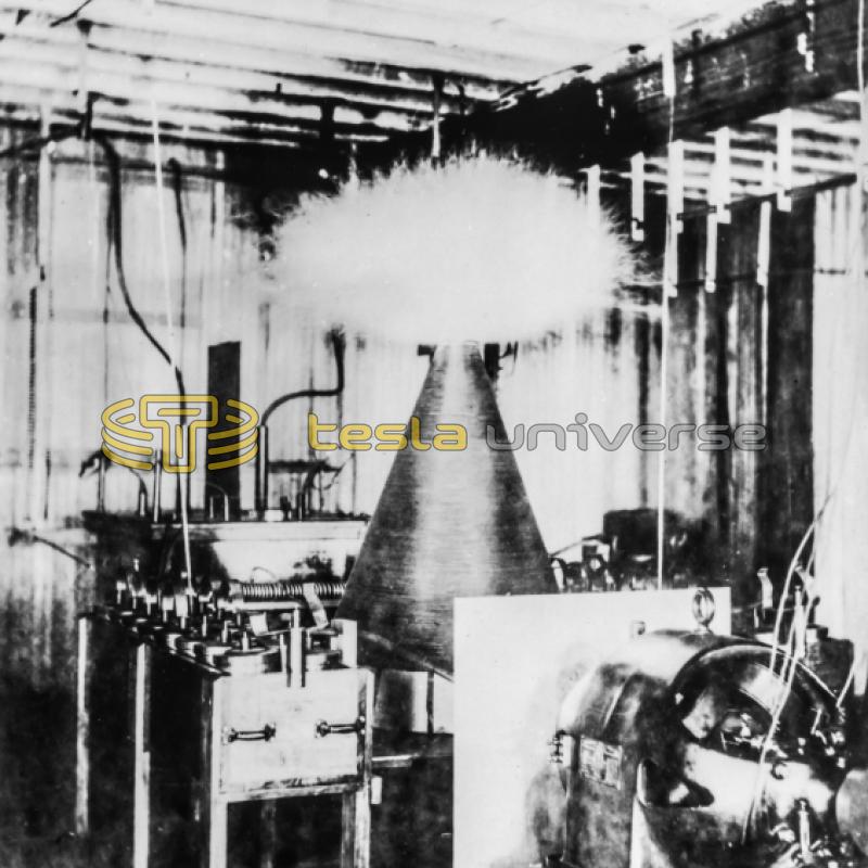1890 - Tesla Discovers Wireless Power Transmission